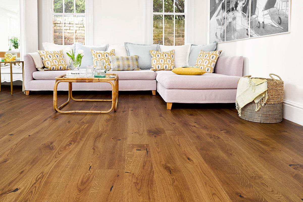 Home Choice Engineered European Nature Oak Flooring 14mm x 180mm Chest